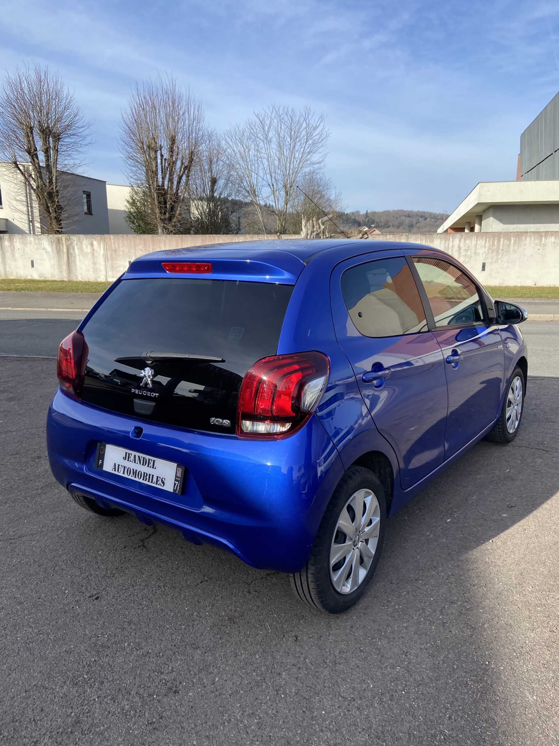 PEUGEOT 108 1.0 Vti 72cv Style (Faibles Kms) - Jeandel Automobiles
